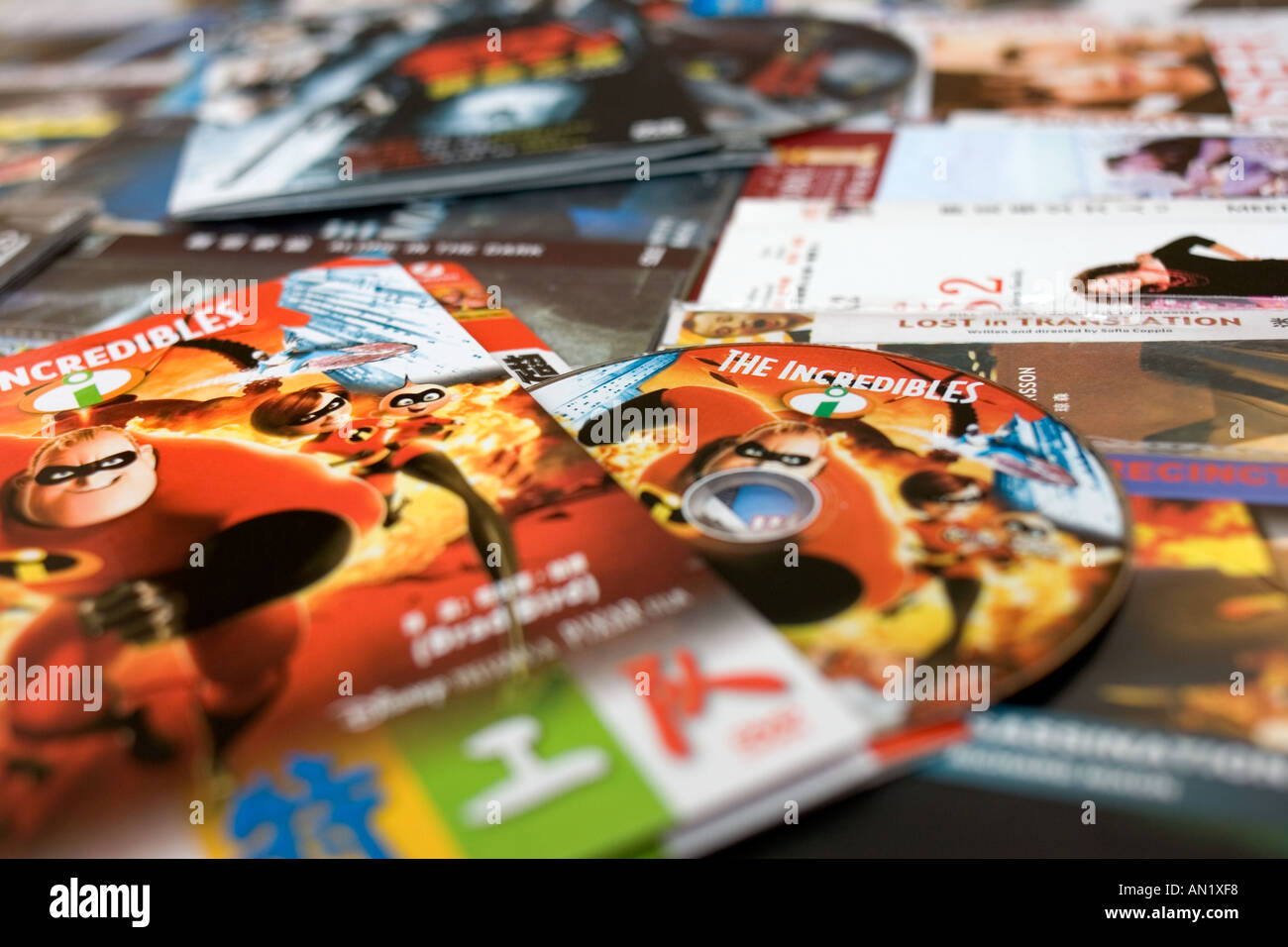 Pirate dvd hi-res stock photography and images - Alamy