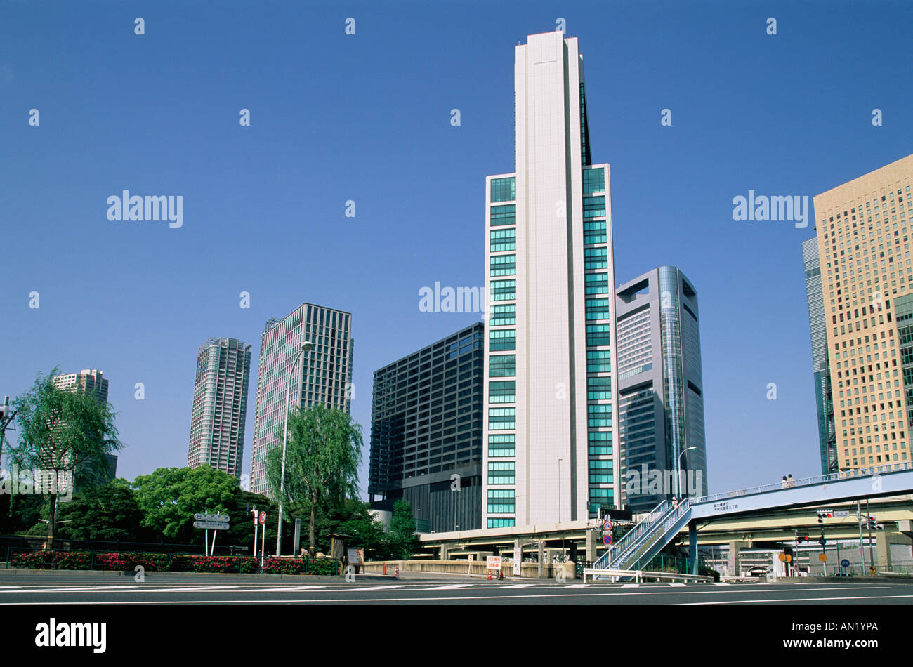 Japan tokyo shiodome area hi-res stock photography and images - Alamy