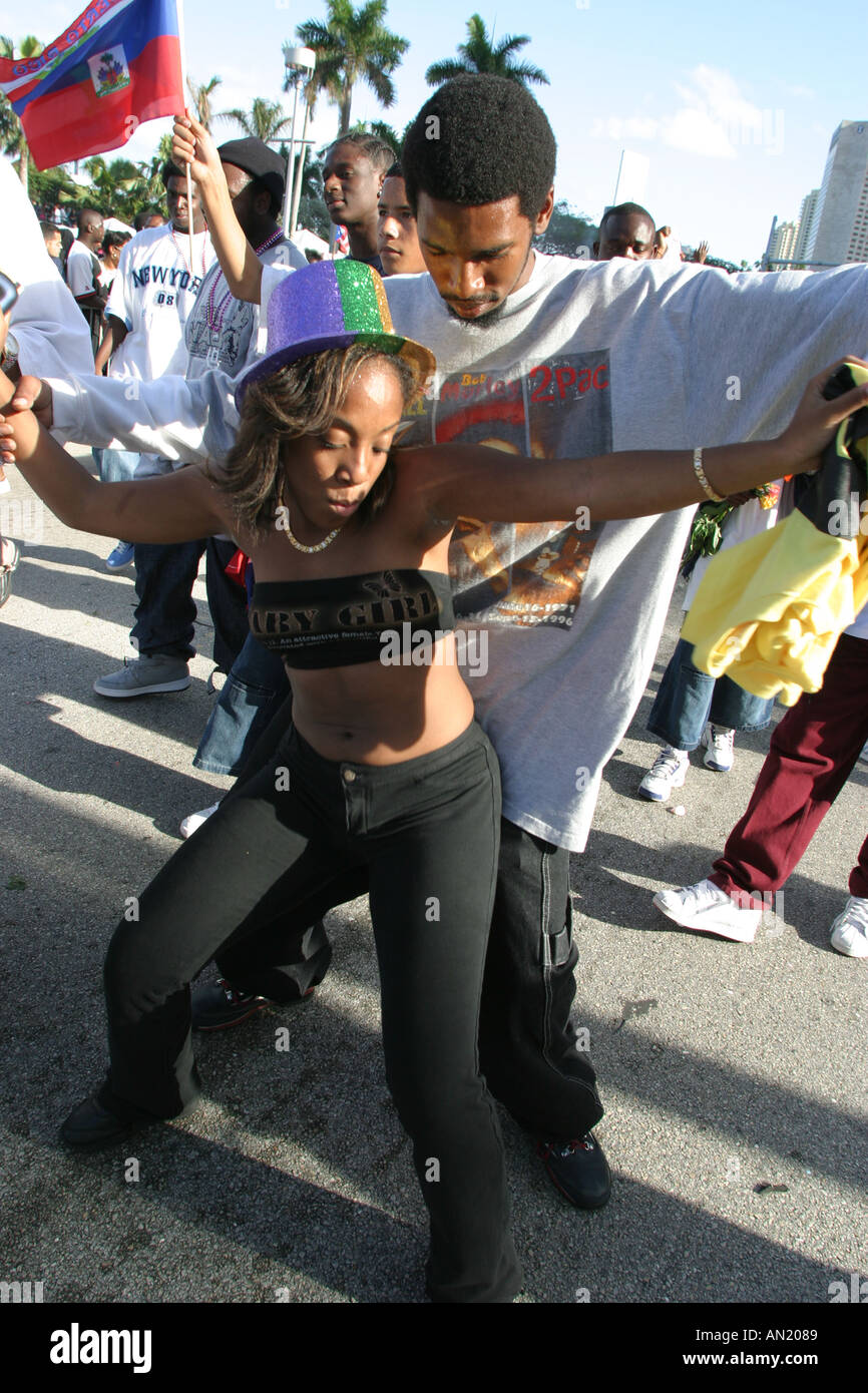 Bayfront park greater miami mardi gras festival hi-res stock ...