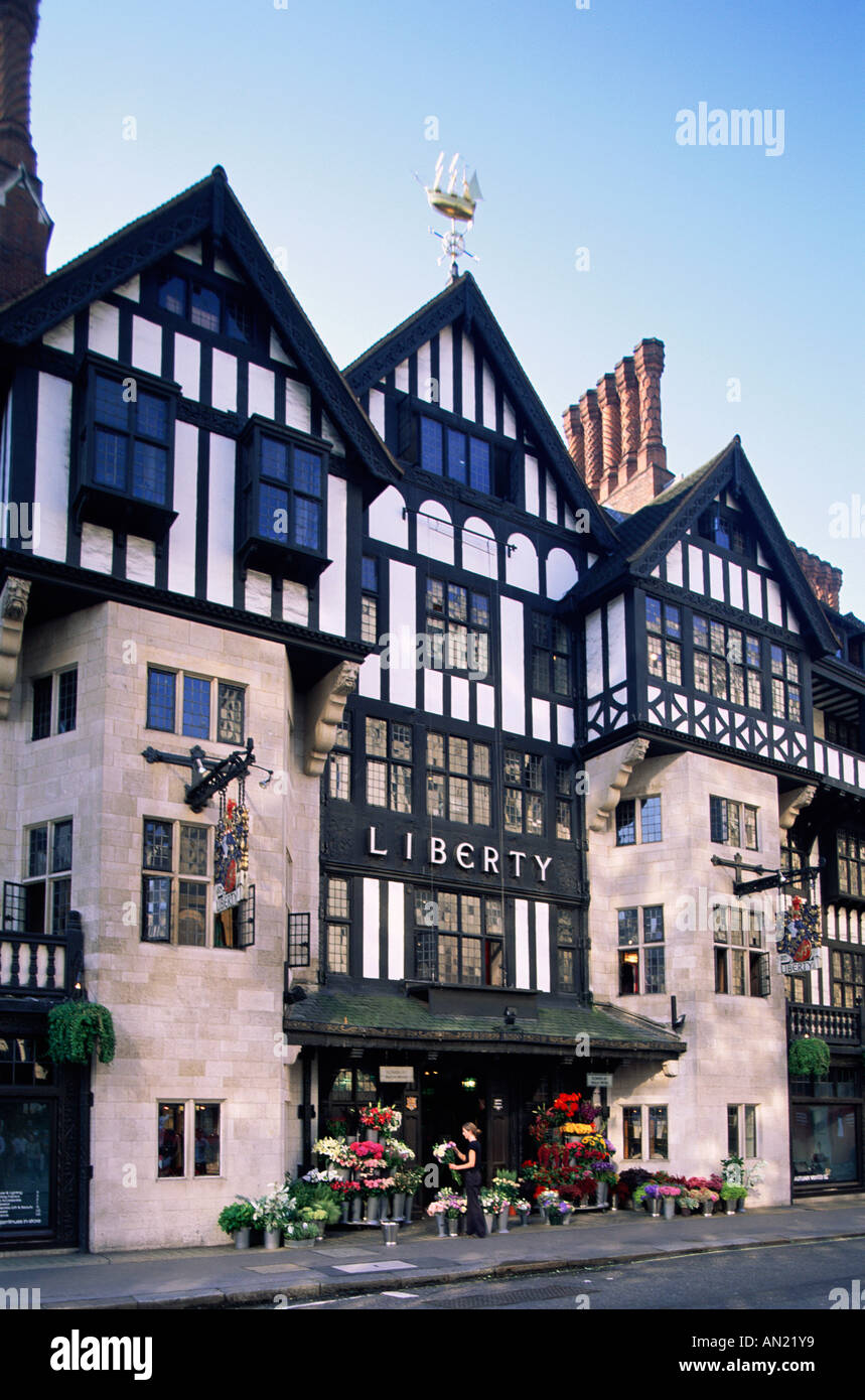 Liberty of london hi-res stock photography and images - Alamy