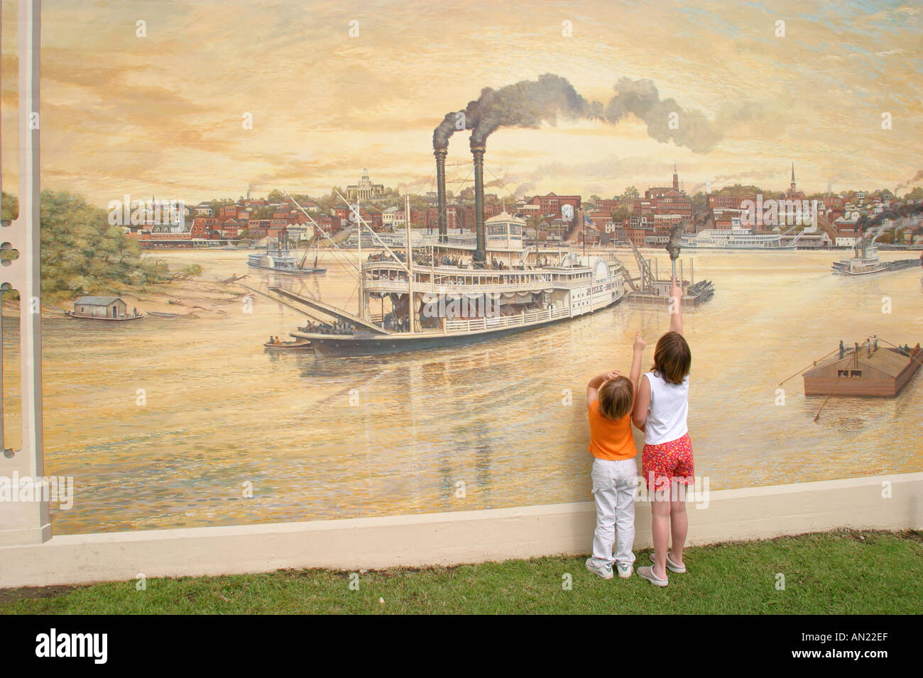 Vicksburg Mississippi,Yazoo River water,flood wall murals,art artwork ...