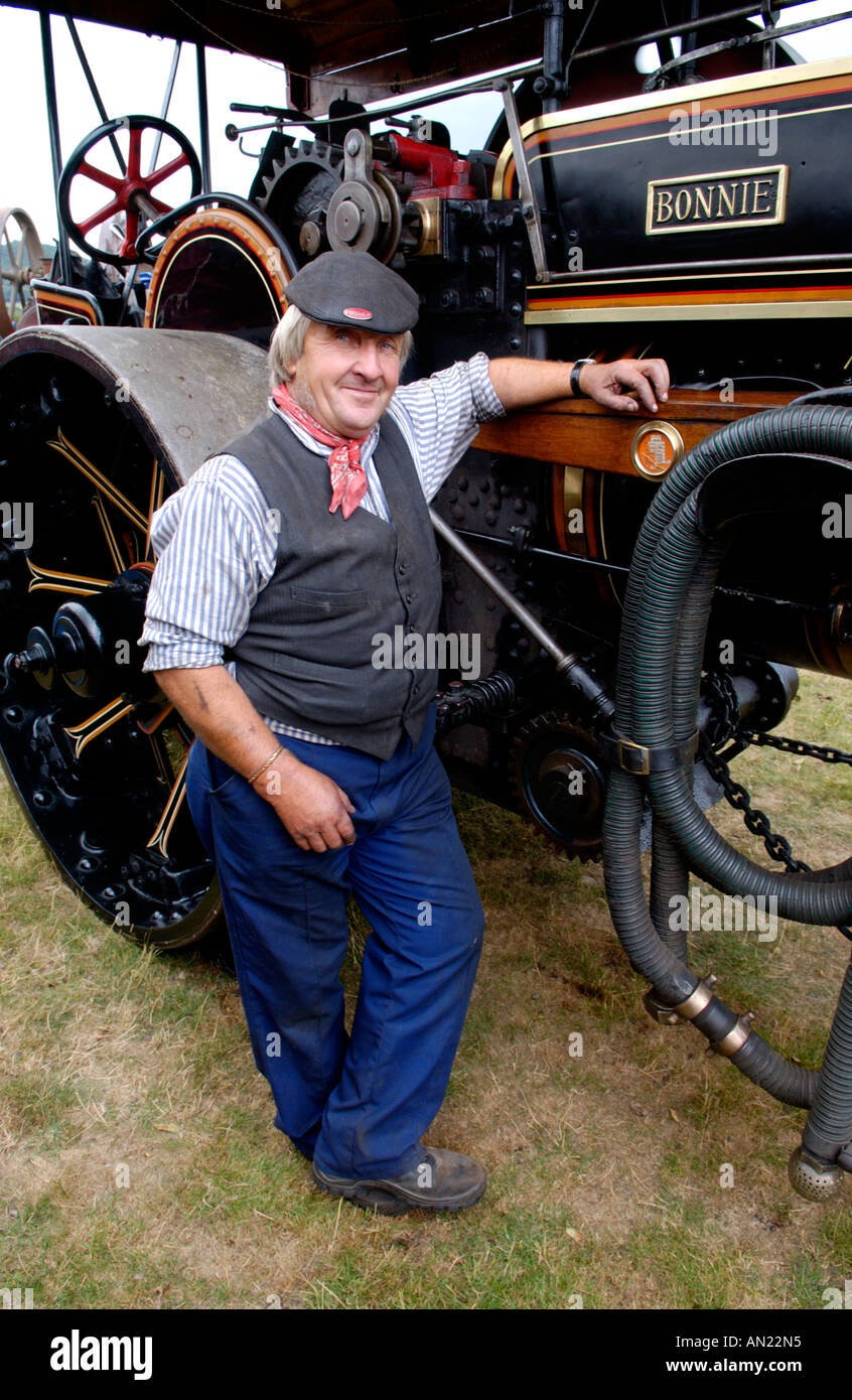 Old steam roller in steam hi-res stock photography and images - Alamy