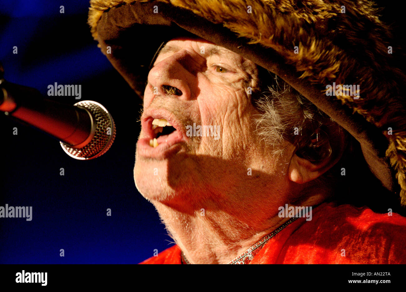 Veteran Jazz singer George Melly performing at the annual Jazz Festival ...