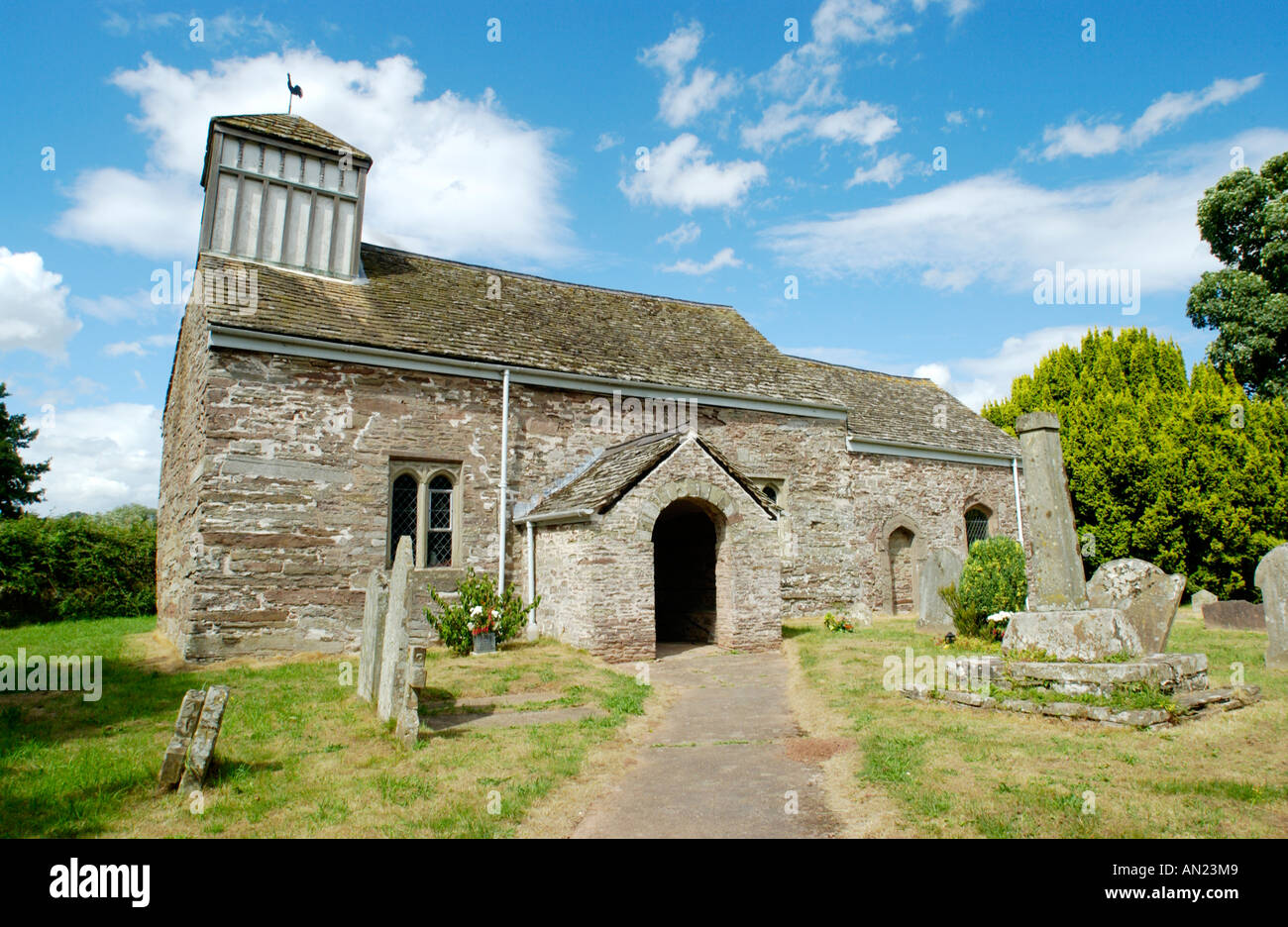 Medieval church 14th century uk door hi-res stock photography and ...