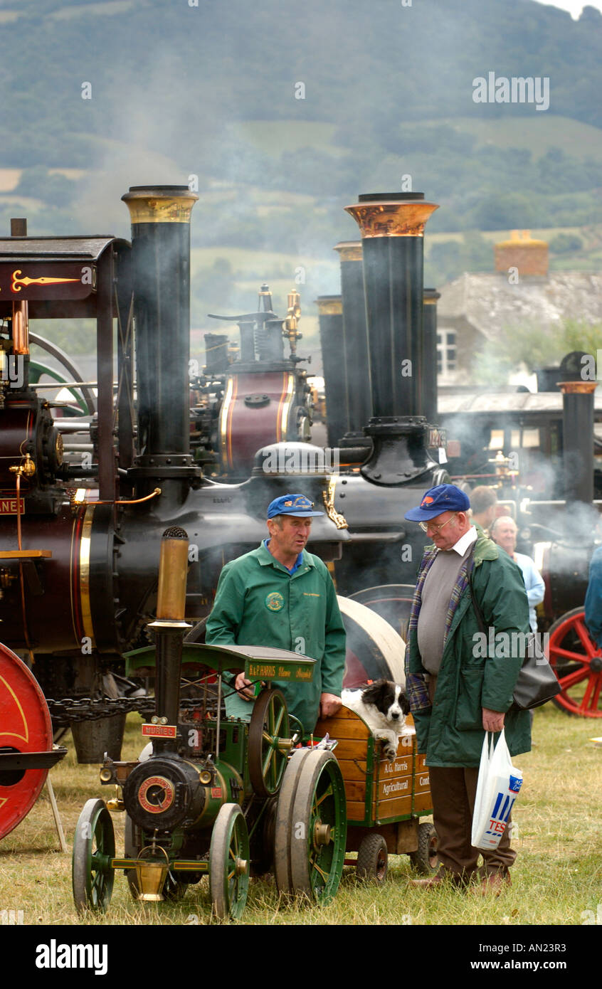 Miniature 4 inch scale and full size steam traction engines at Vintage ...