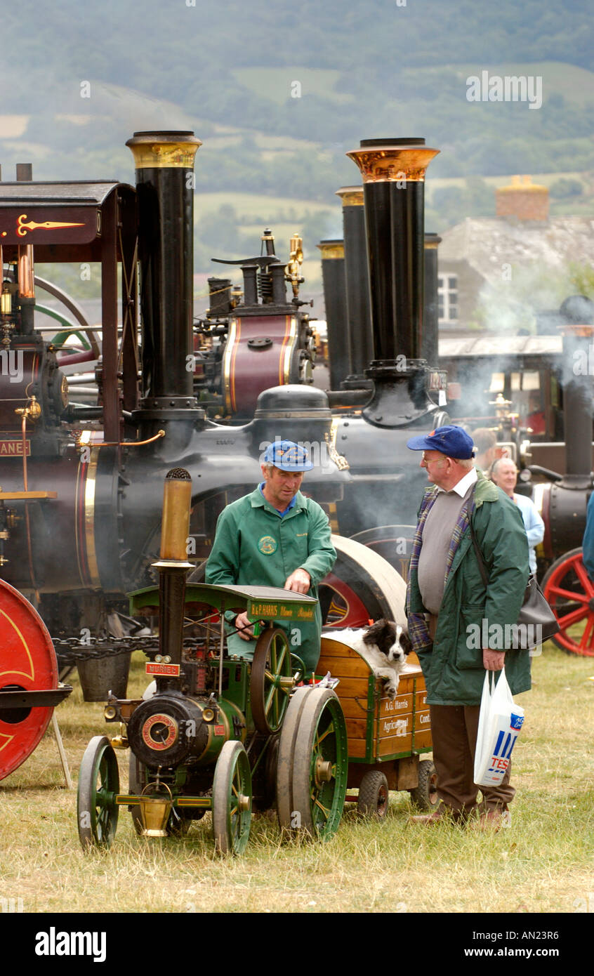 Miniature 4 inch scale and full size steam traction engines at Vintage ...