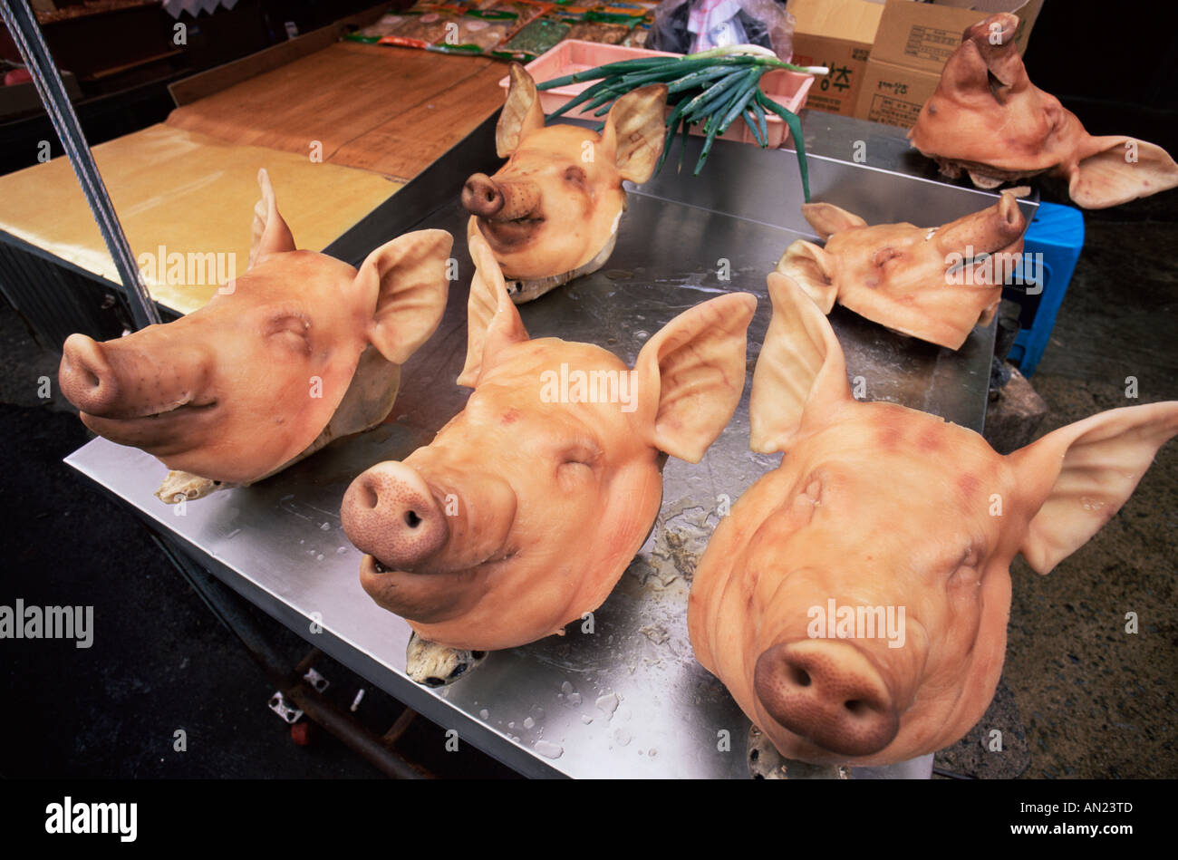 Korea, Busan, Jagalchi Market, Pig Heads on Display Stock Photo - Alamy