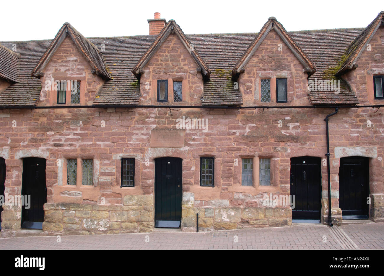 Grace and favour homes hi-res stock photography and images - Alamy