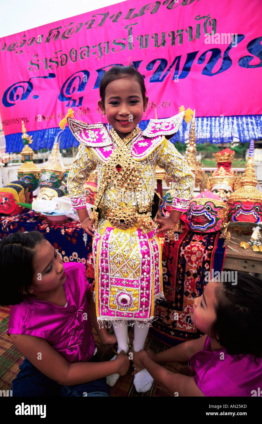 Thailand, Young Girl in Khon Dance Costume Stock Photo - Alamy