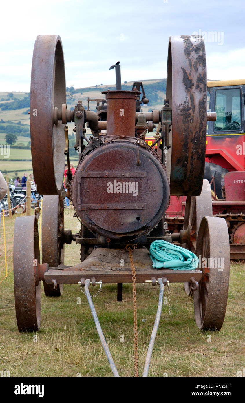 Rusty steam traction engine ready to be restoration project Stock Photo ...