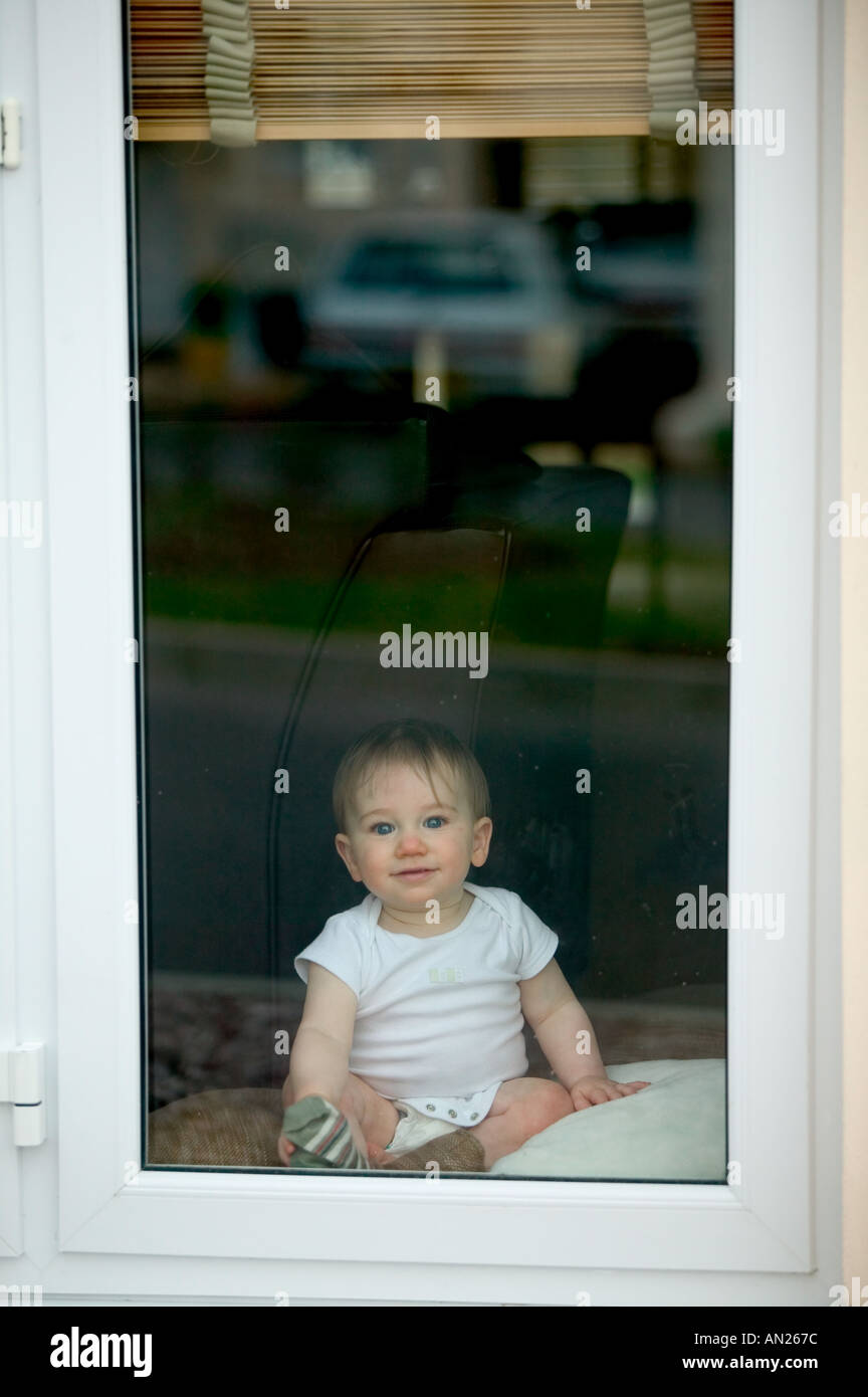 Entertained baby hi-res stock photography and images - Alamy
