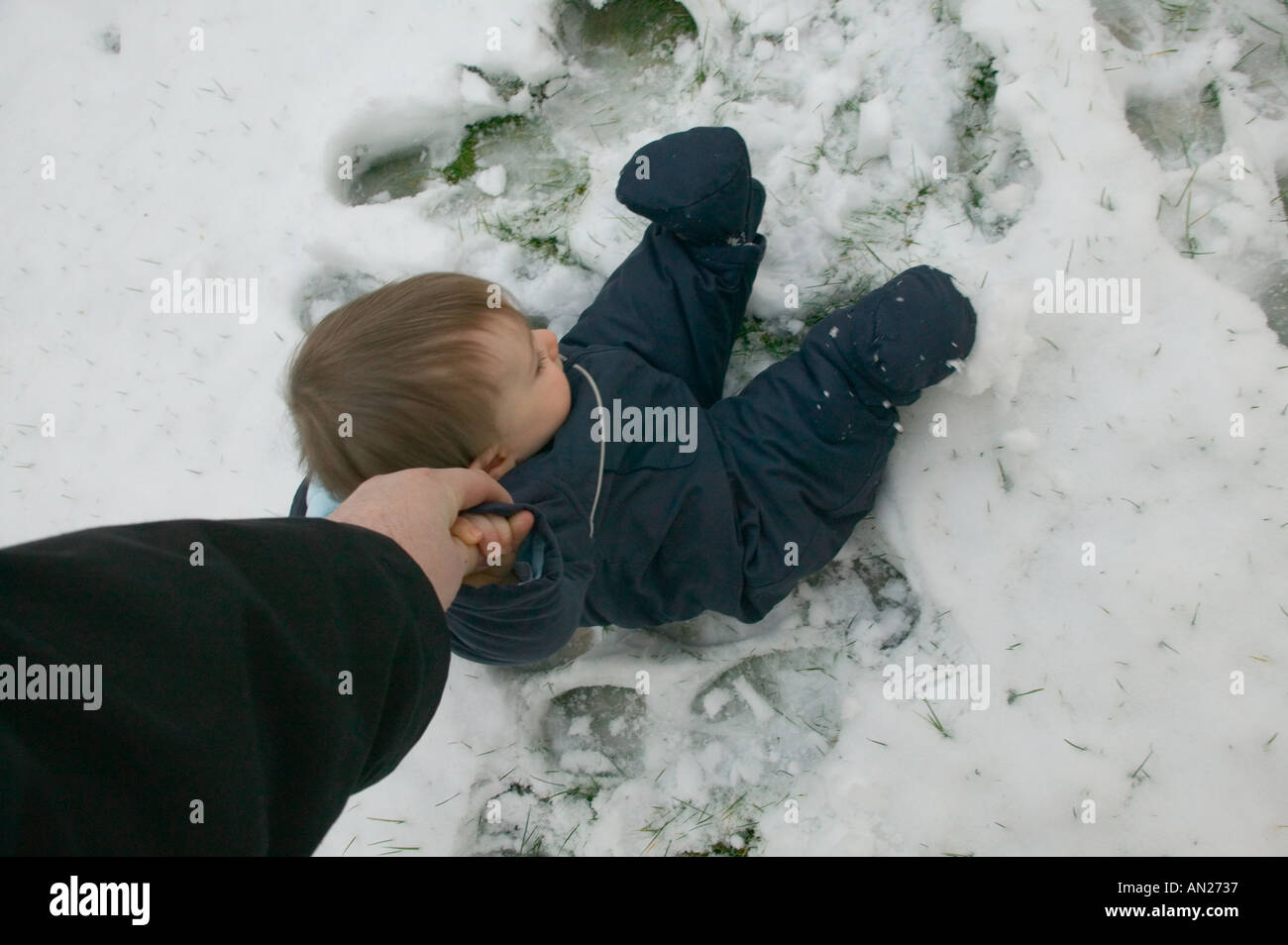 Child falling over hi-res stock photography and images - Alamy