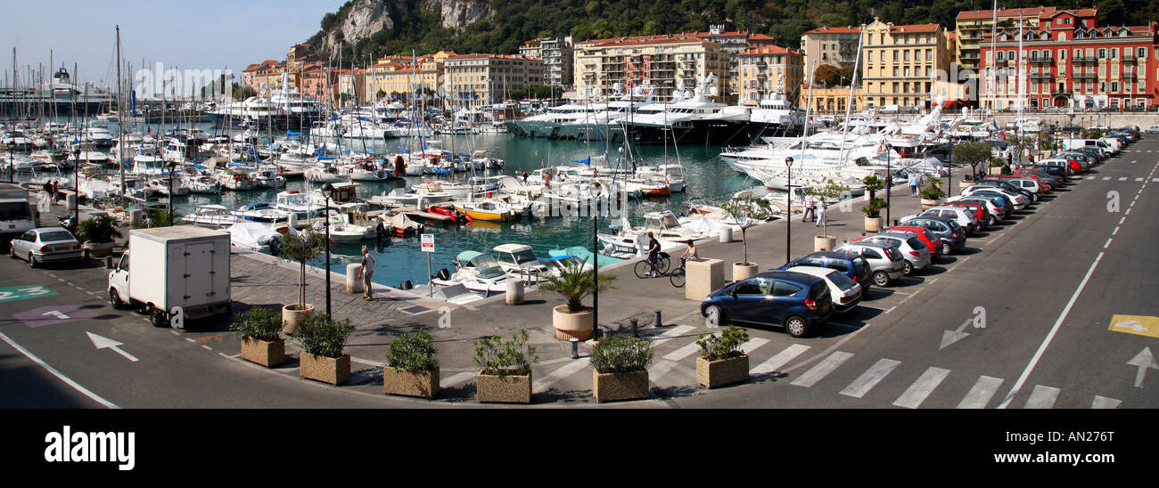 City buildings mediterranean town nice hi-res stock photography and ...