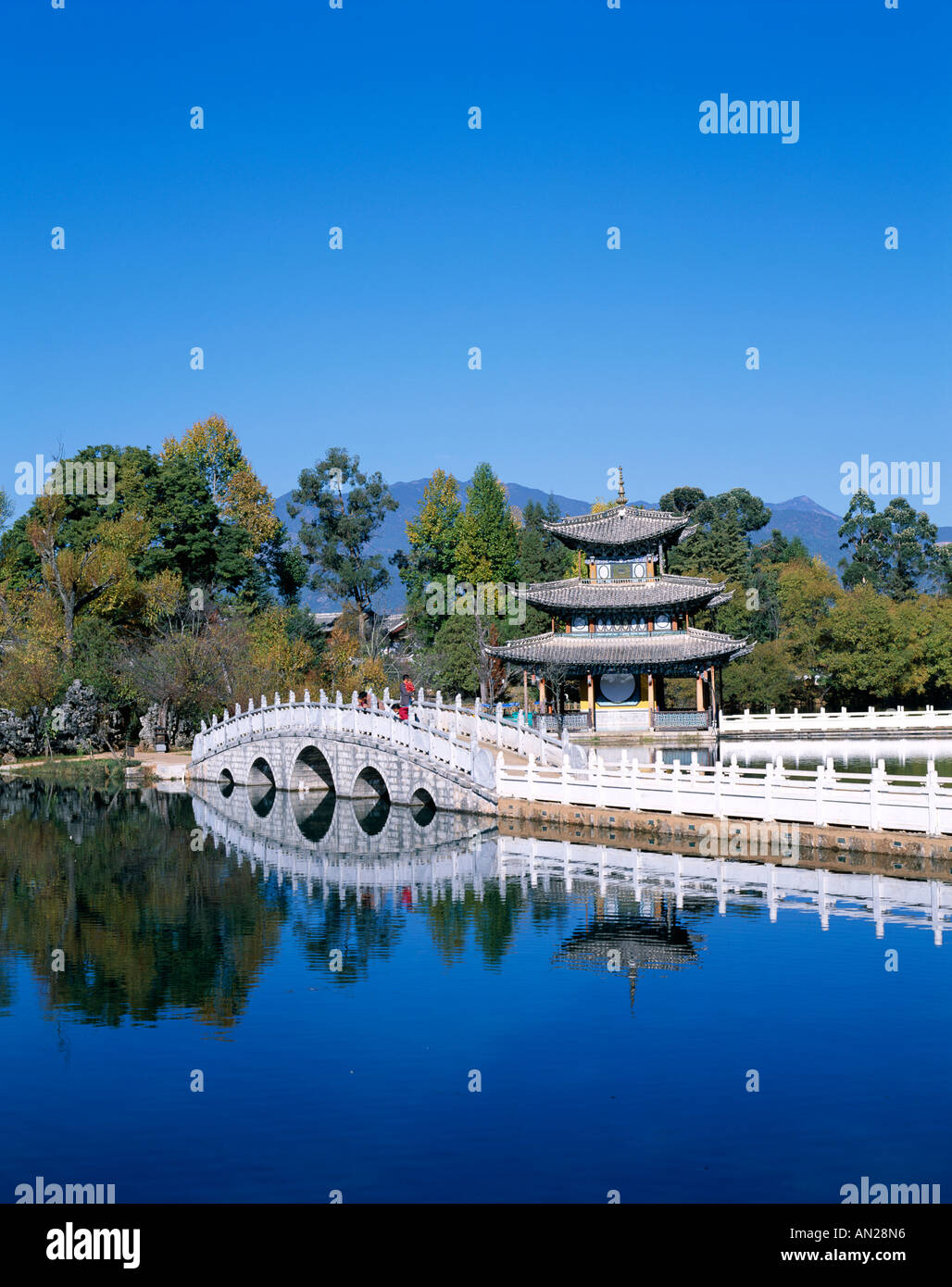 Black Dragon Pool Park / Deyue Pavilion / Pagoda / Ming Dynasty ...
