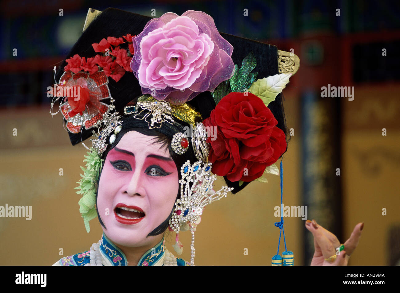 Chinese Opera (Beijing Opera) / Actor Performing / Portrait, Beijing ...