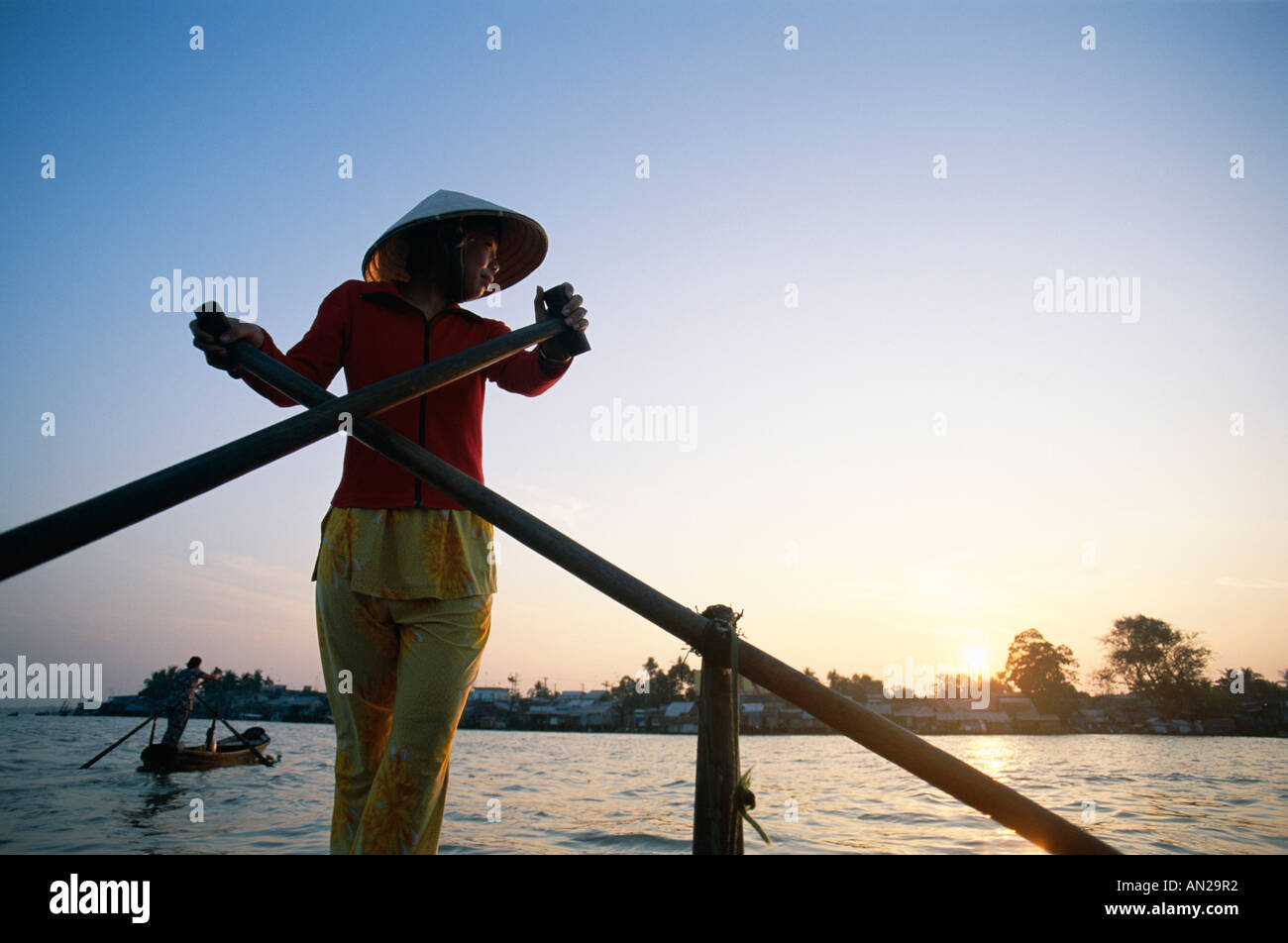 Boat Woman on Mekong River / Sunrise, Cantho, Mekong Delta, Vietnam ...