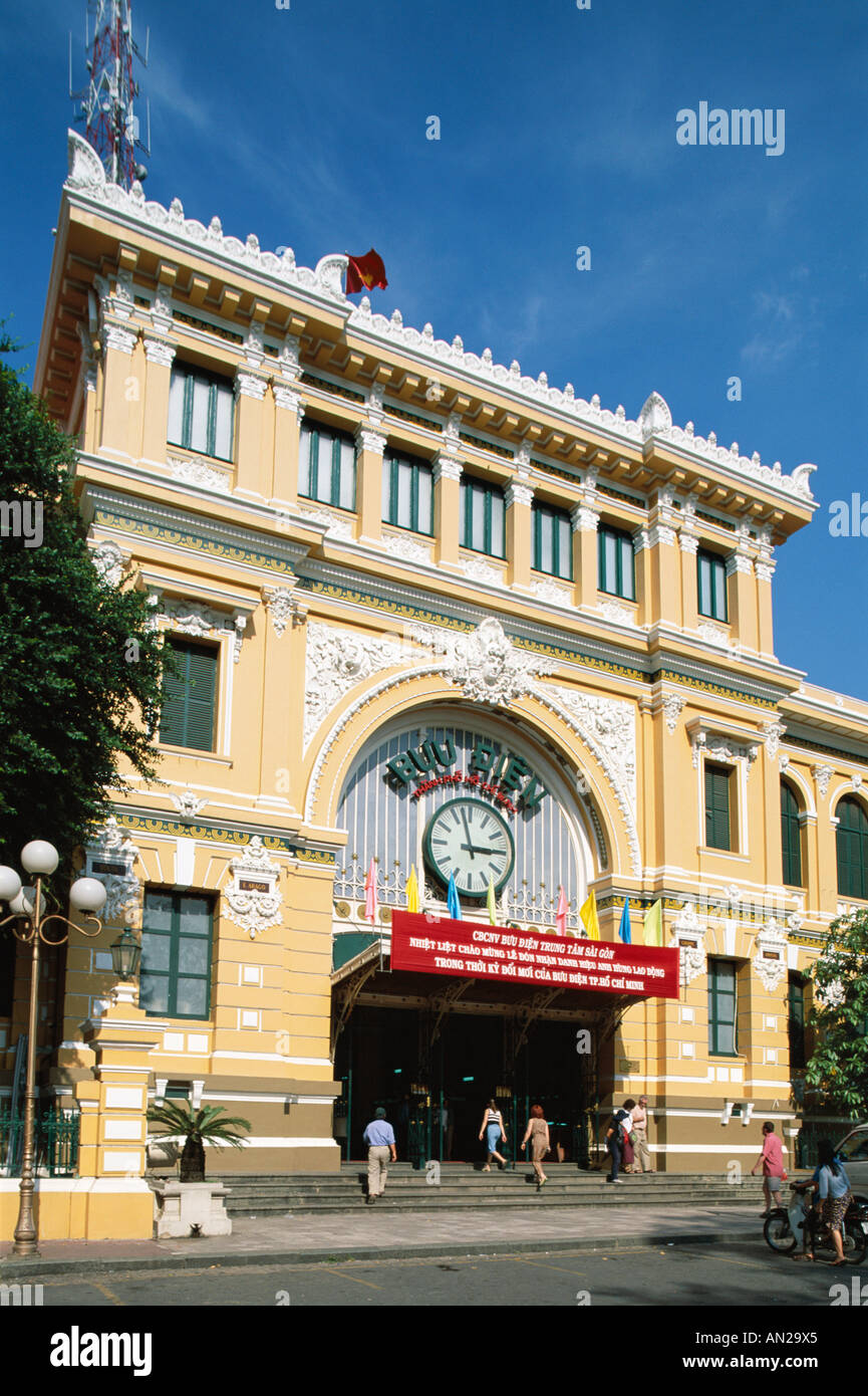 Central Post Office / French Colonial Building, Ho Chi Minh City ...