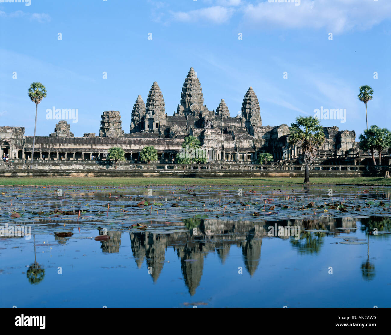 Angkor wat heritage hi-res stock photography and images - Alamy