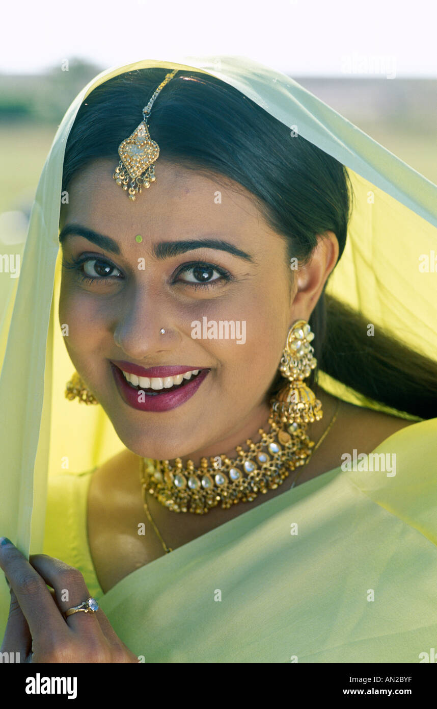Woman Dressed in Sari / Traditional Costume / Portrait, Mumbai (Bombay ...