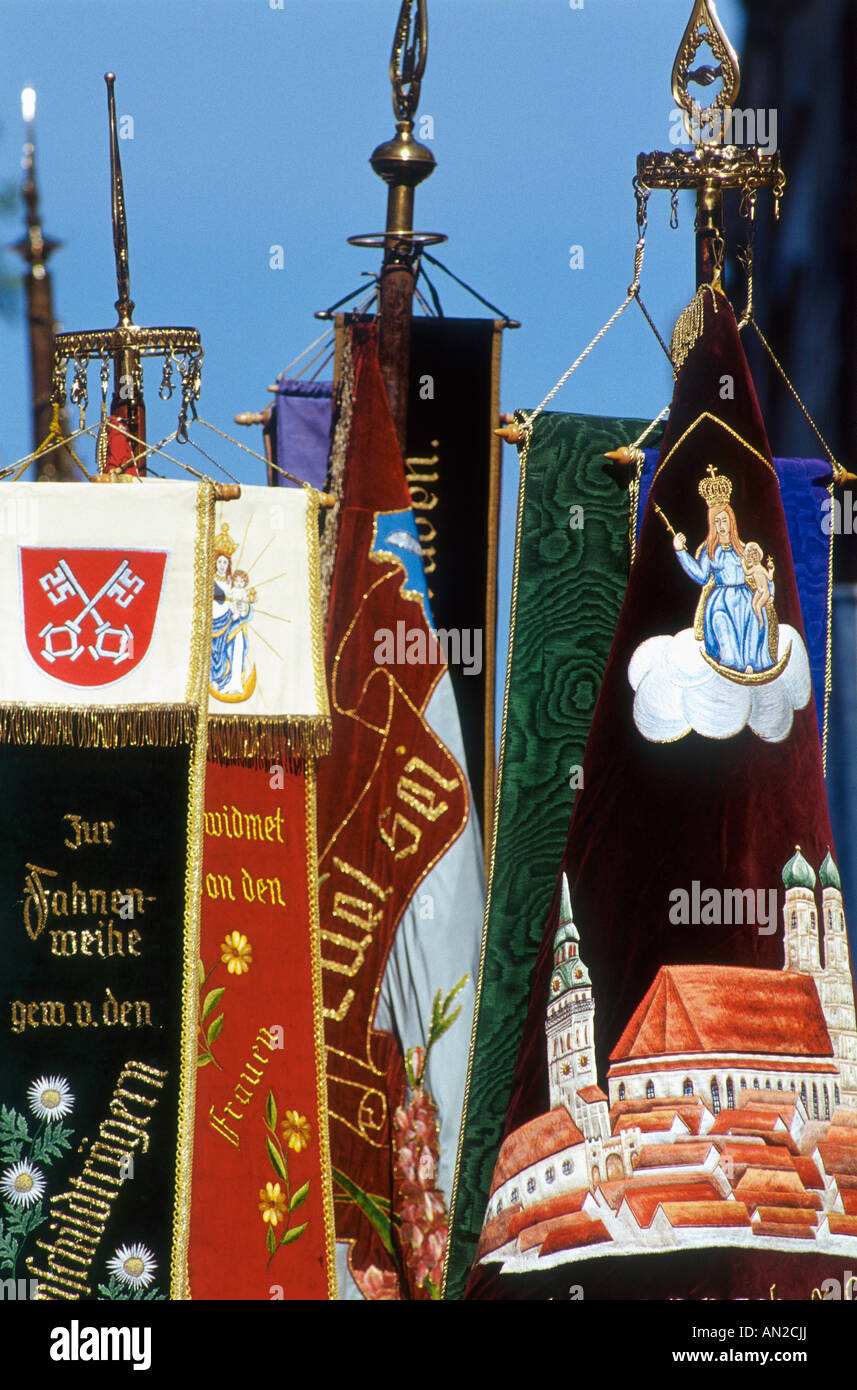 Marienplatz munich flags hi-res stock photography and images - Alamy