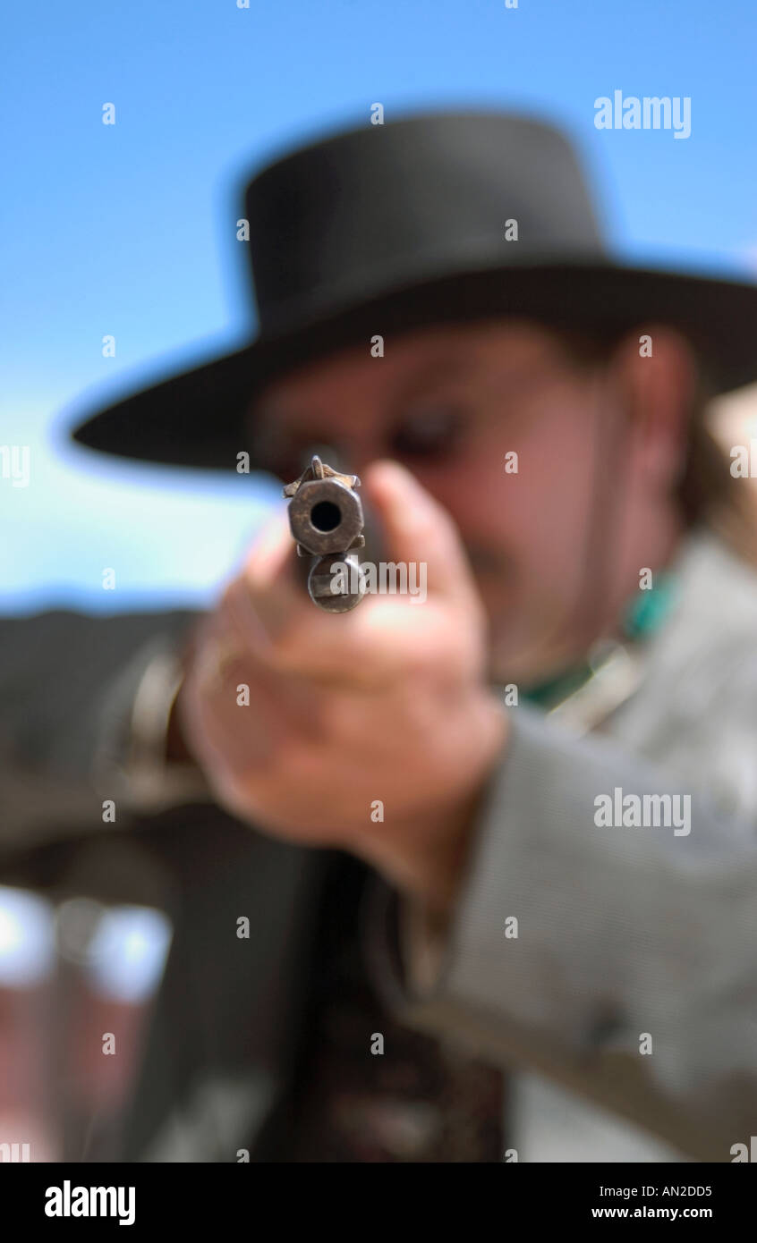 Western gunslinger hi-res stock photography and images - Alamy