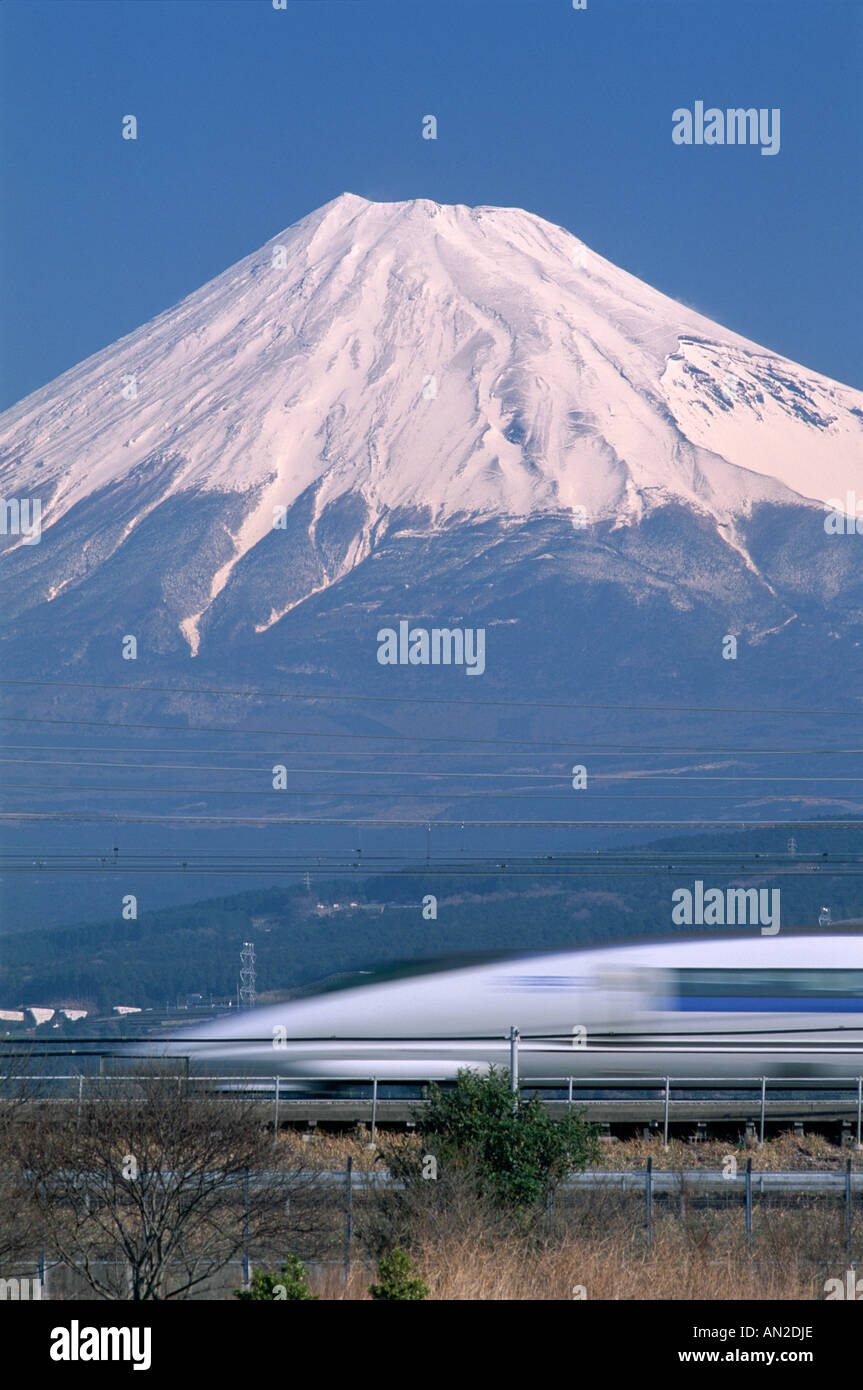 Mt fuji and shinkansen bullet train hi-res stock photography and images - Alamy