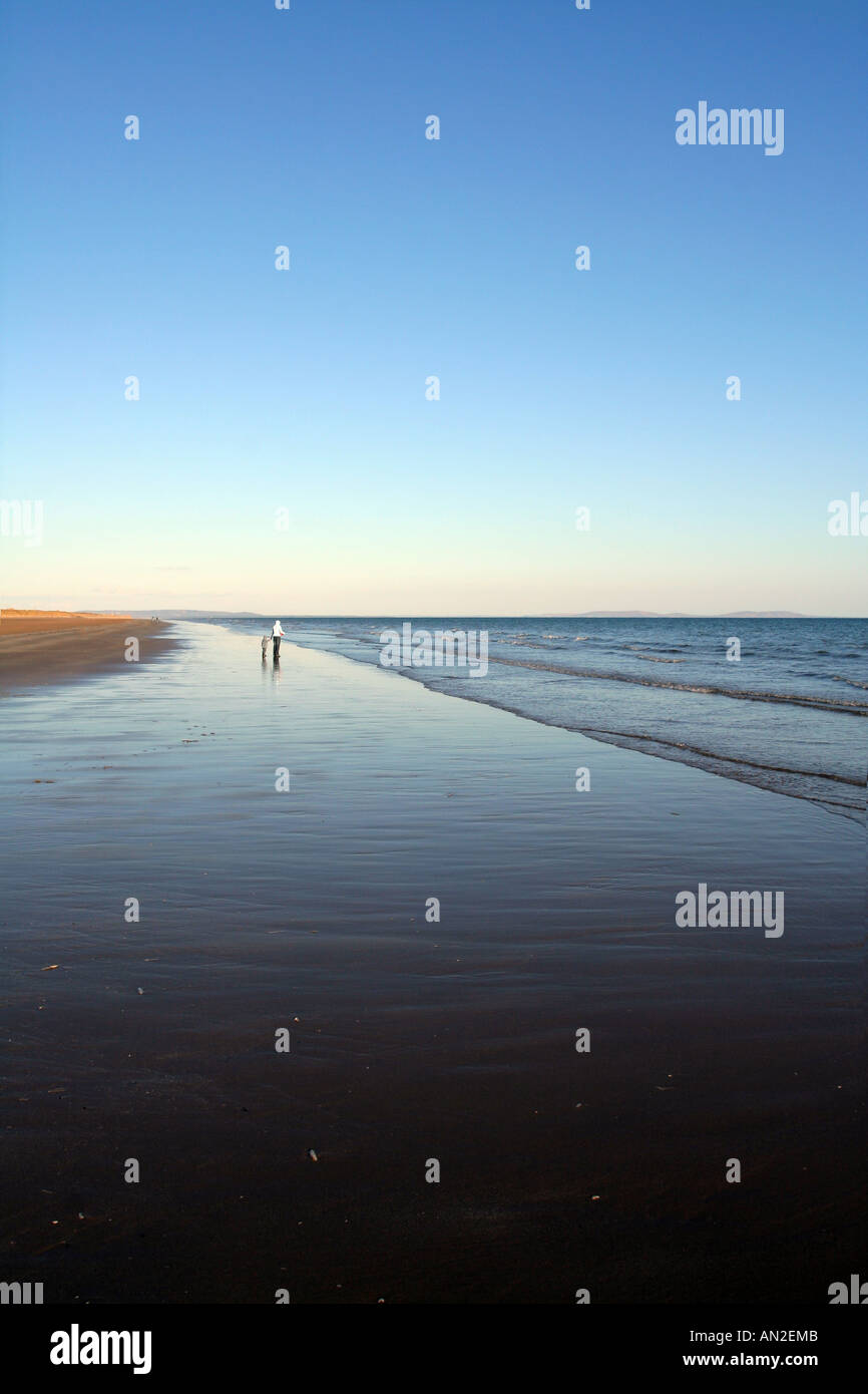 Pendine beach carmarthen wales uk hi-res stock photography and images ...