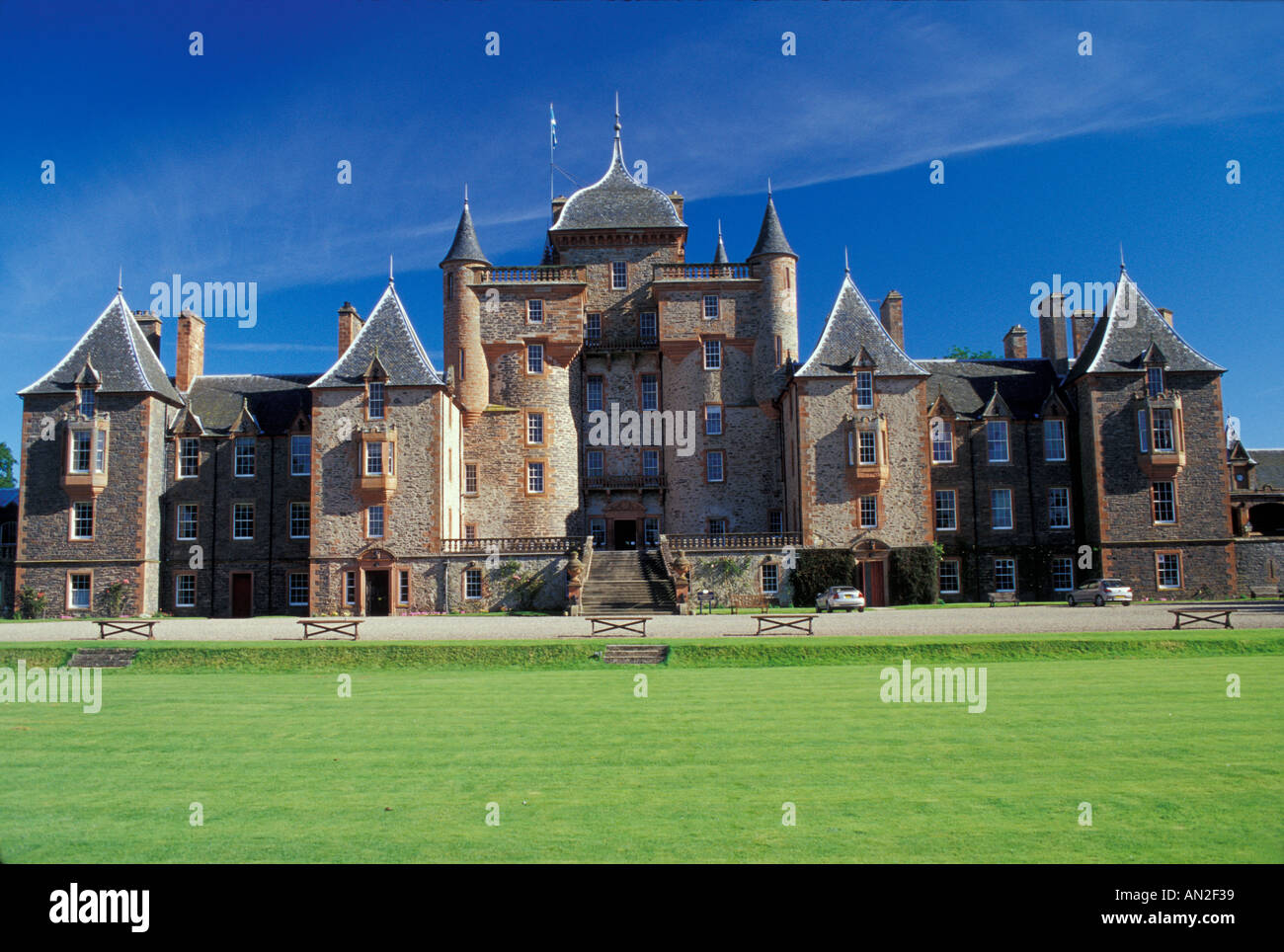 Thirlestane castle hi-res stock photography and images - Alamy