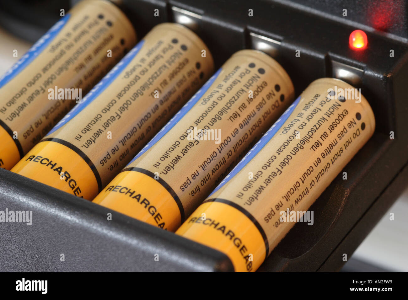 Accu charging rechargeable hi-res stock photography and images - Alamy