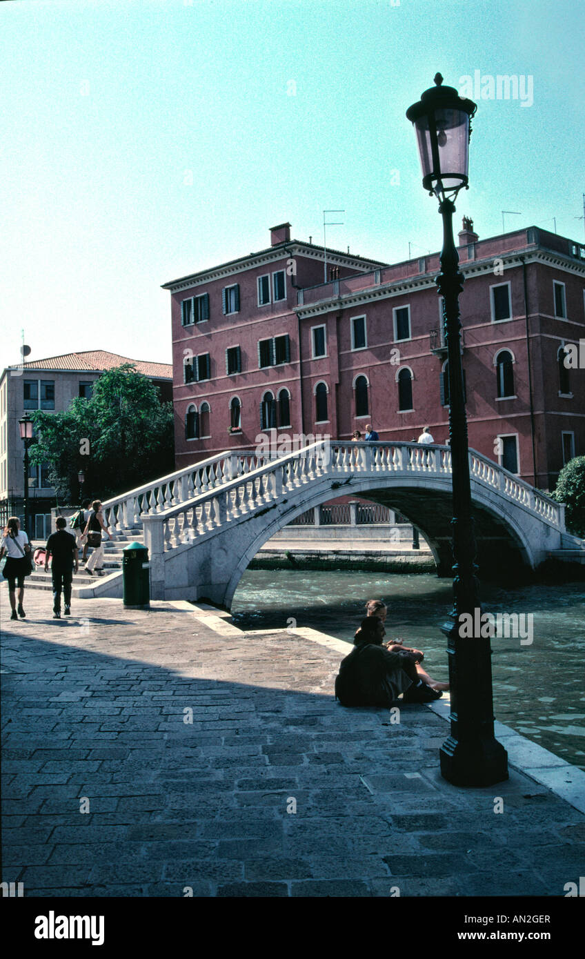 Footbridge over the canal Venice Stock Photo - Alamy