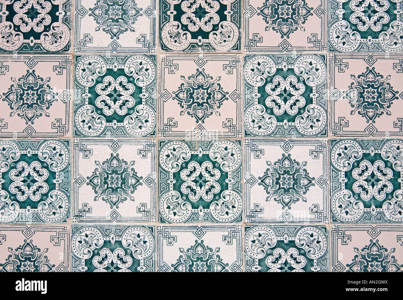 Portugal lisbon tiles hi-res stock photography and images - Alamy