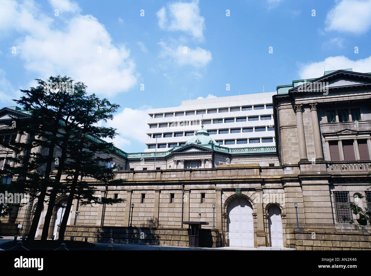 Bank of japan tokyo exterior hi-res stock photography and images - Alamy