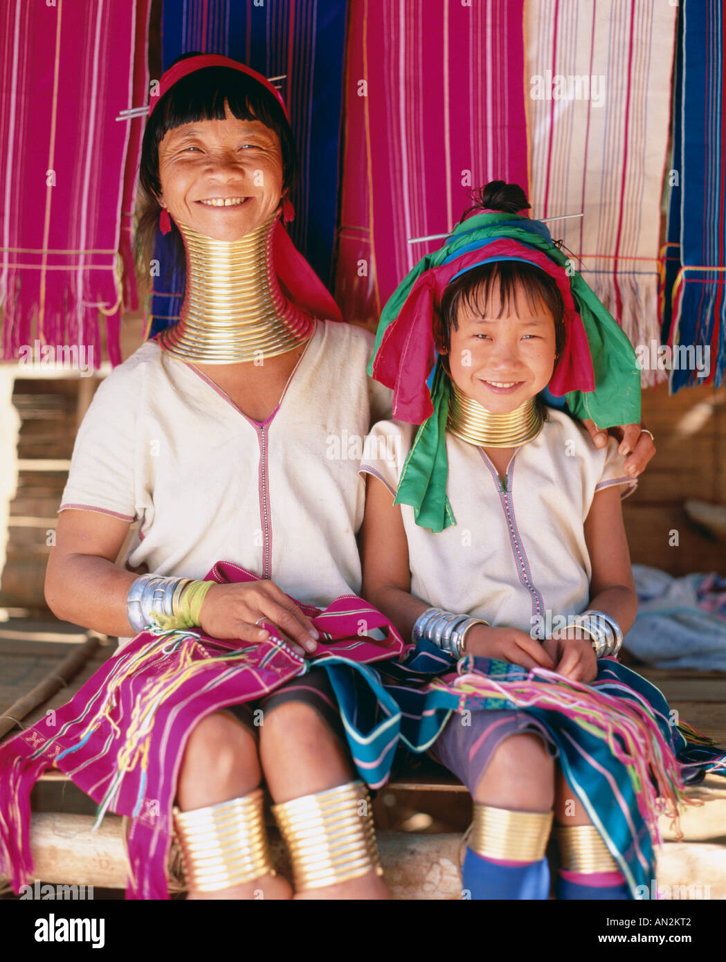 Hill Tribe People / Padaung Tribe / Long-neck Women / Mother & Daughter ...
