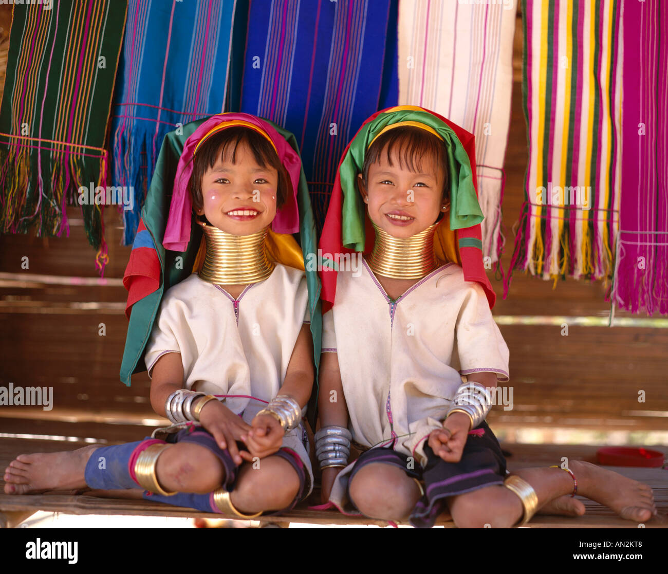 Hill Tribe People / Padaung Tribe / Long-neck Girls, Mae Hong Son ...