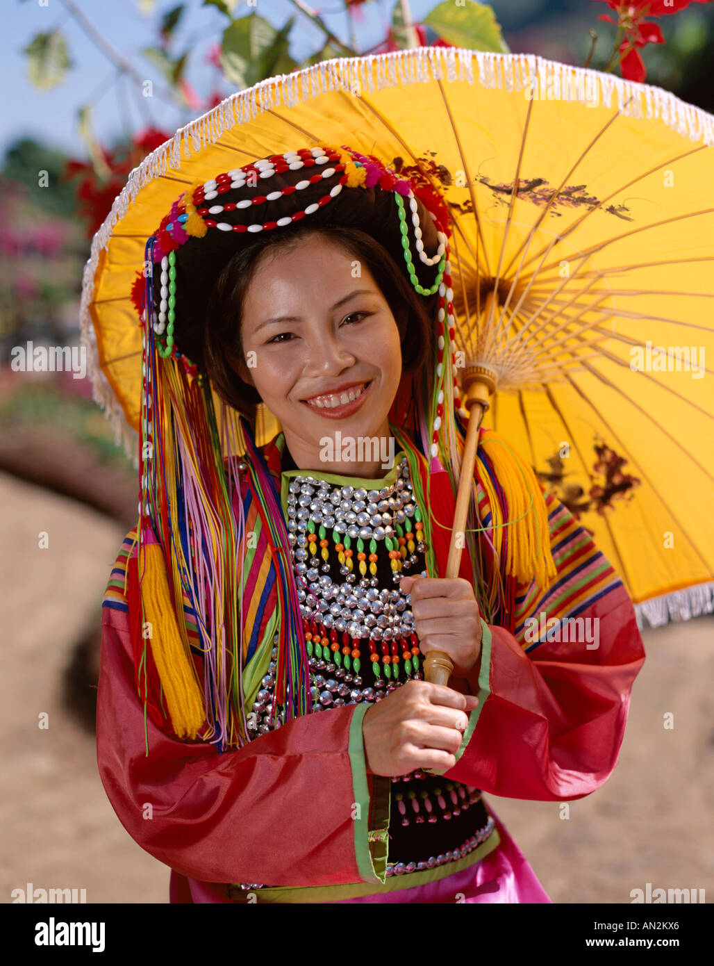 Hill Tribe People / Lisu Tribe Woman, Chiang Mai, Golden Triangle ...