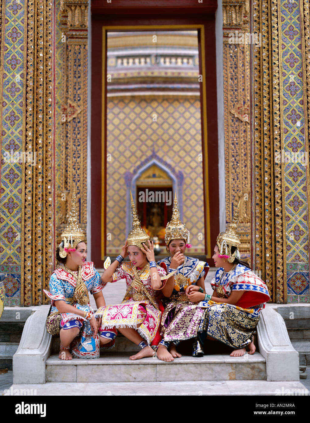 Girls Dressed in Traditional Dancing Costume, Bangkok, Thailand Stock ...