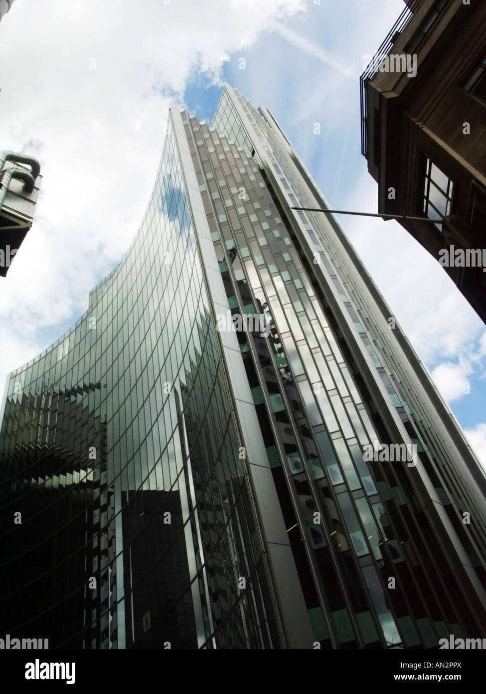 Foster partners tall buildings hi-res stock photography and images - Alamy