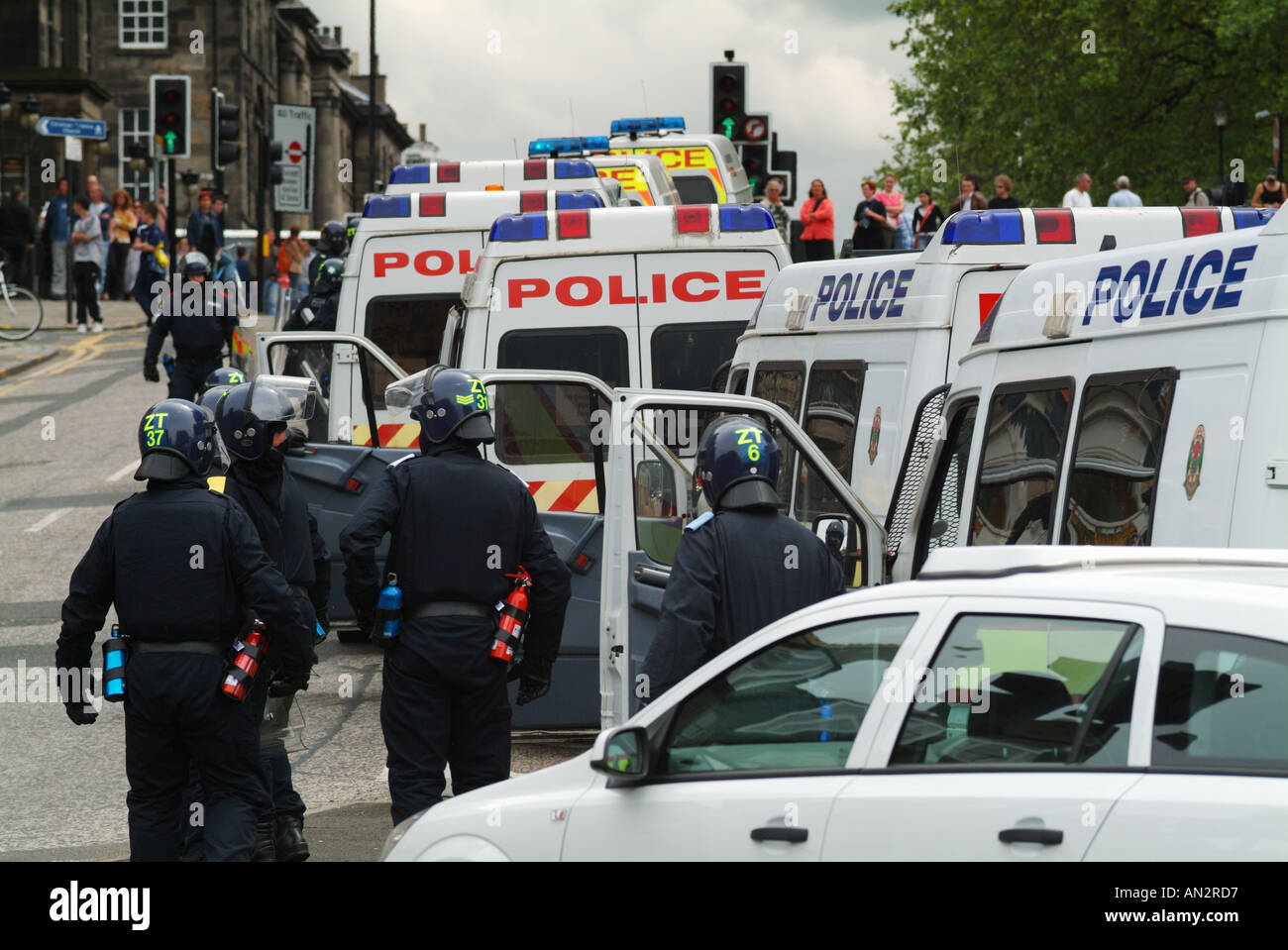Scottish riots hi-res stock photography and images - Alamy