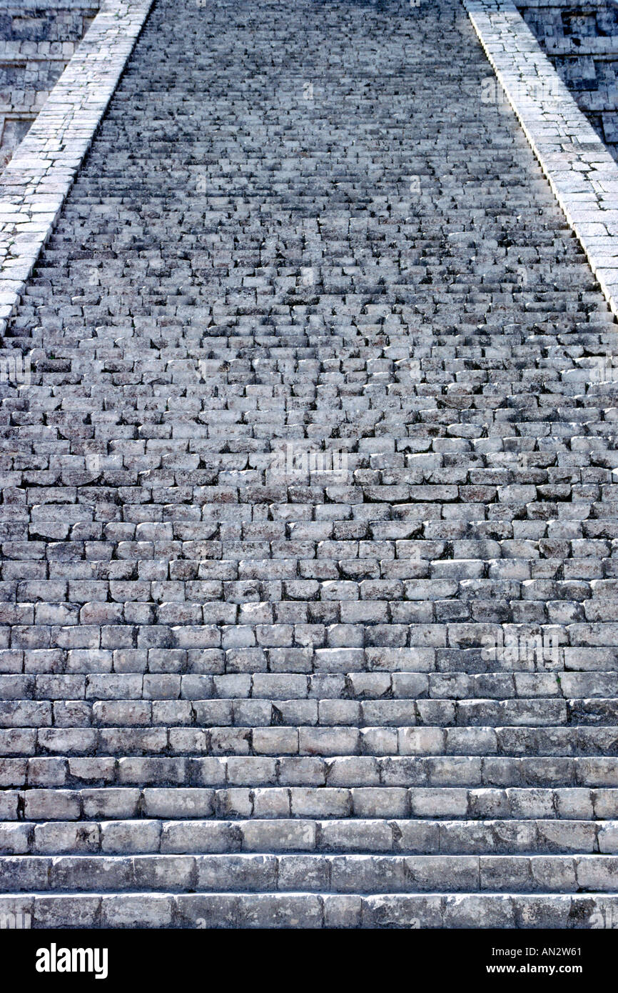 The 91 steps of 'El Castillo', the focal point of the historic Chichen ...