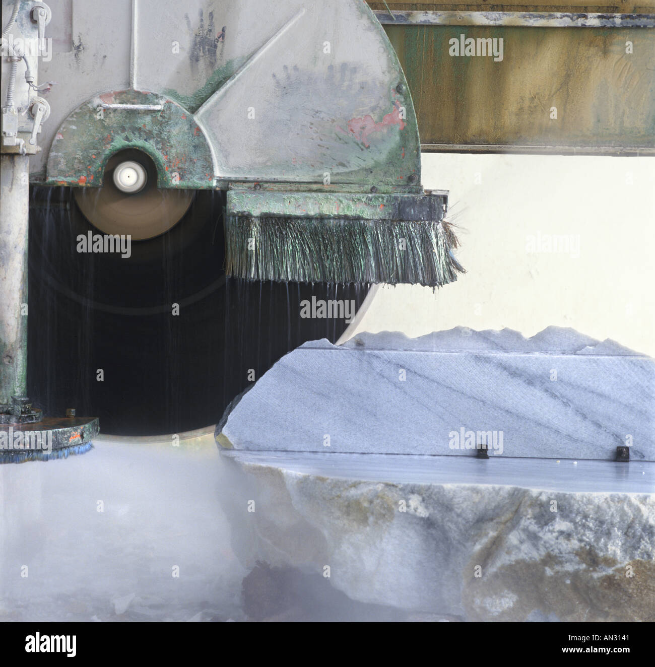 Marble saw hi-res stock photography and images - Alamy