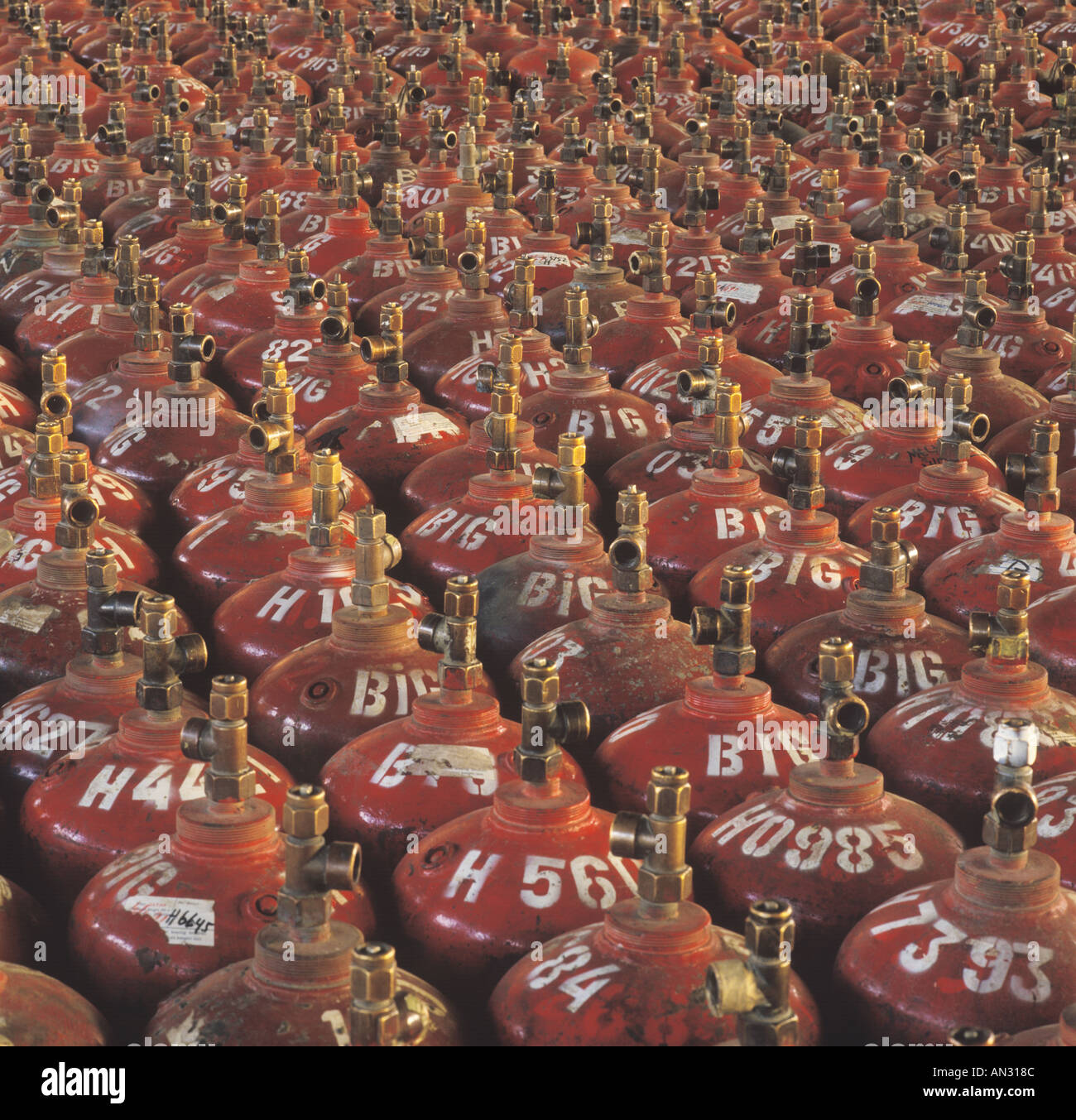 Hydrogen bottles hi-res stock photography and images - Alamy