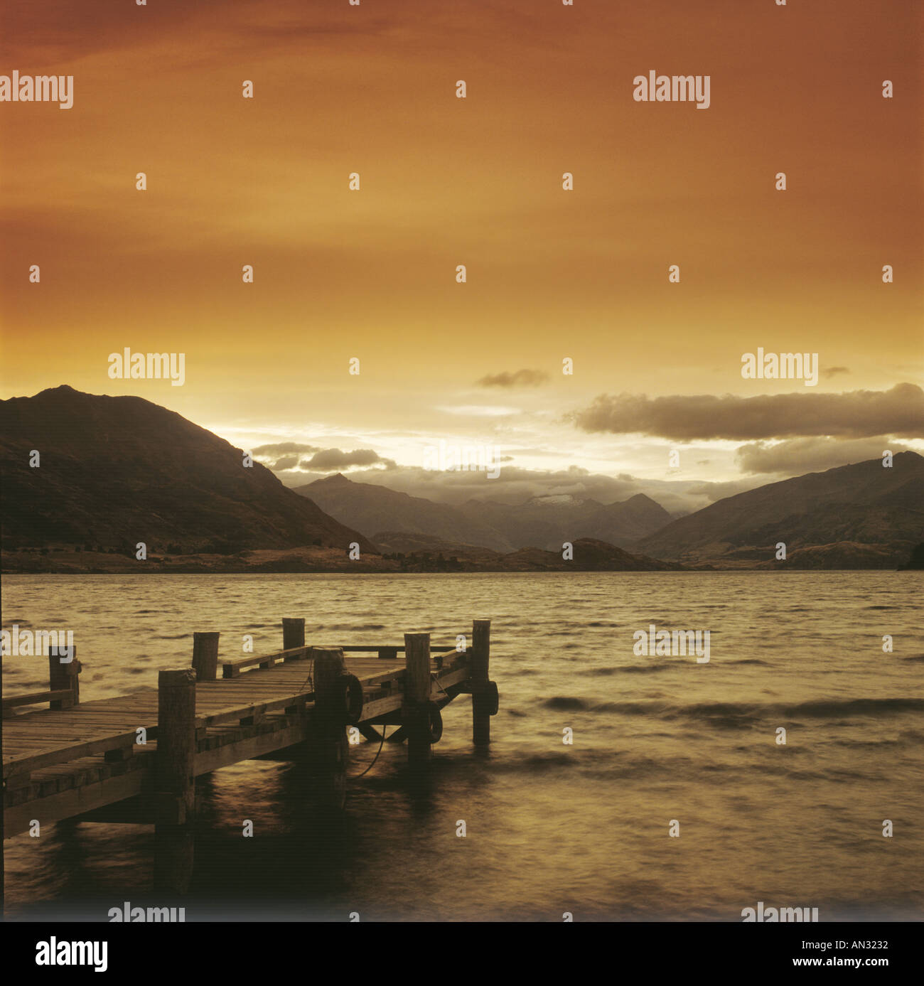 Wanaka pier hi-res stock photography and images - Alamy