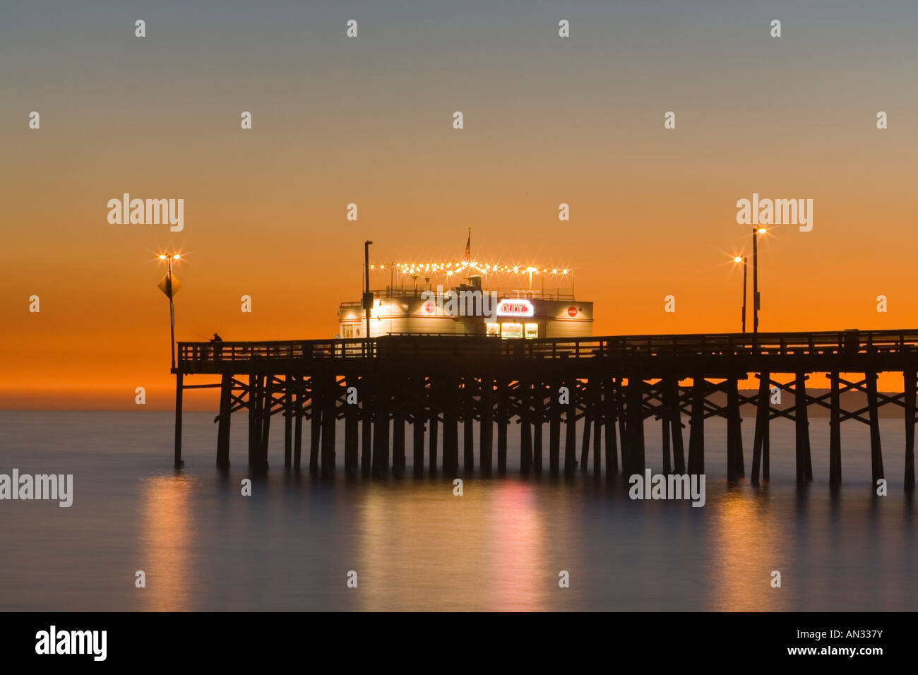 Balboa beach hi-res stock photography and images - Alamy