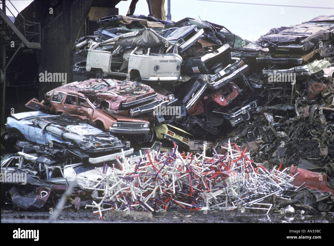 Car crusher in metal scrap hi-res stock photography and images - Alamy
