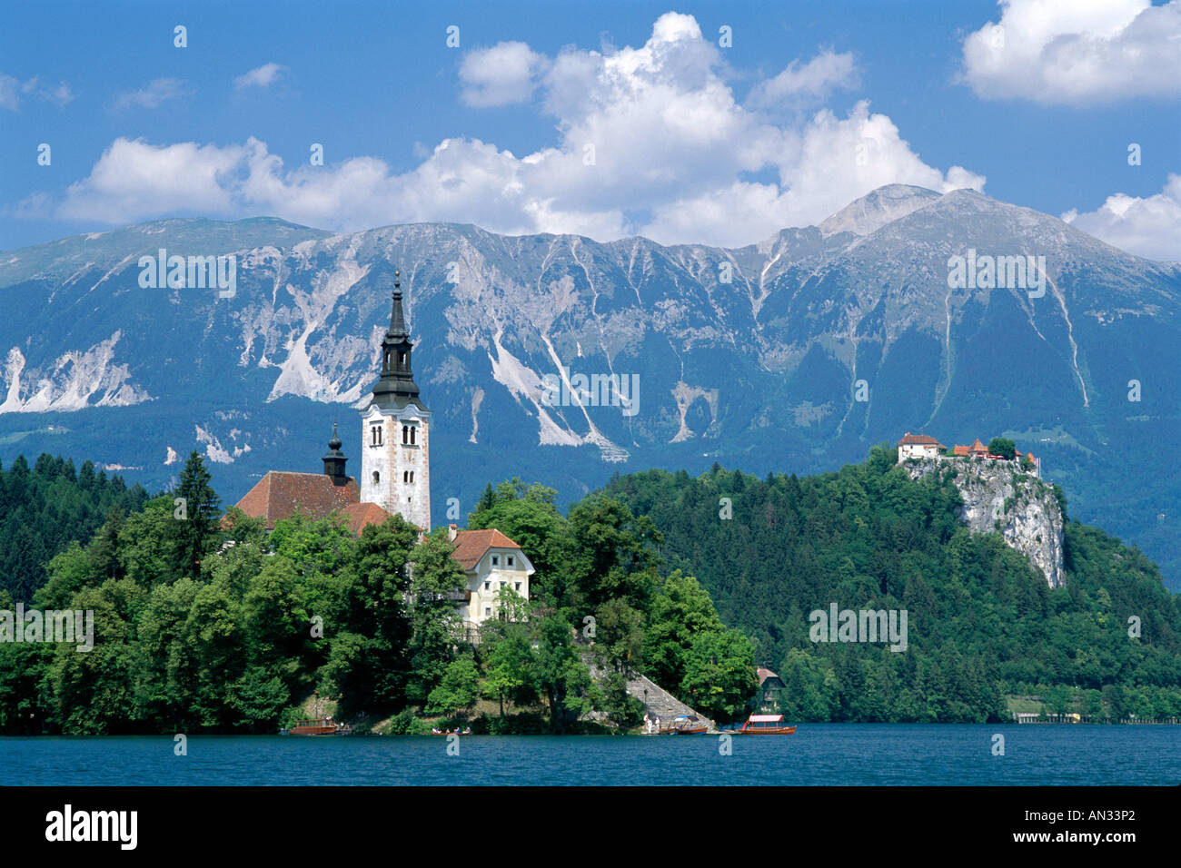 Lake Bled / Church of the Assumption & Julian Alps, Bled, Gorenjska ...