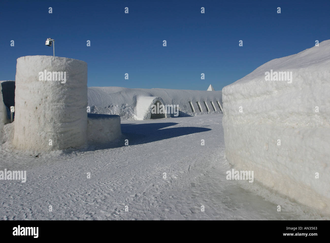 Snowcastle hi-res stock photography and images - Alamy
