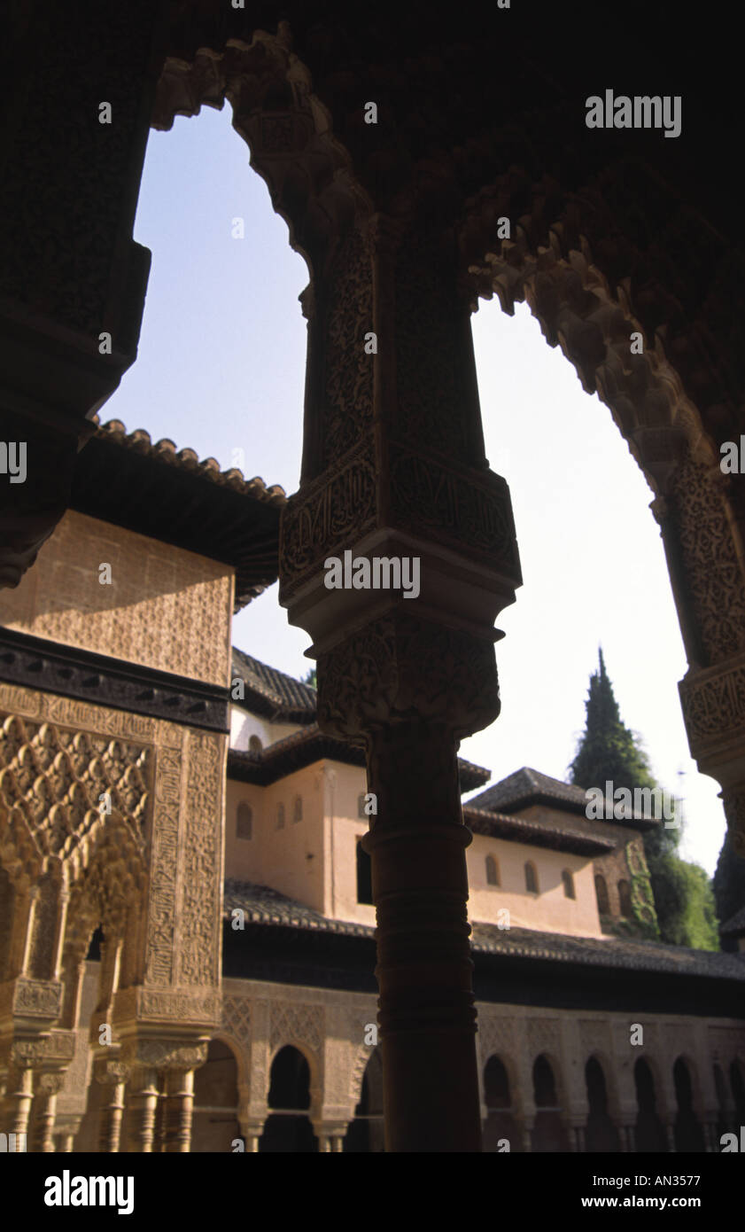 Main courtyard of the Alhambra Palace Stock Photo - Alamy