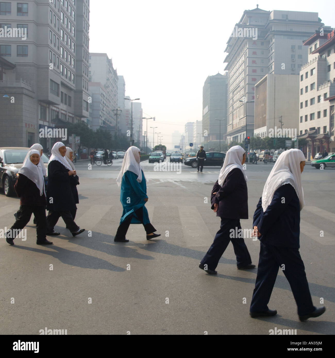China Shaanxi Xian Xi Dajie near Muslem Quarter Stock Photo - Alamy