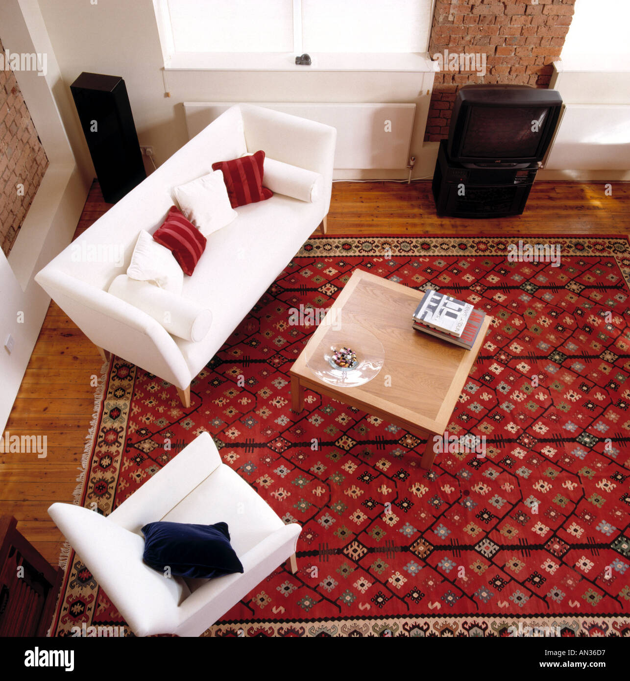 Floor level seats hi-res stock photography and images - Alamy