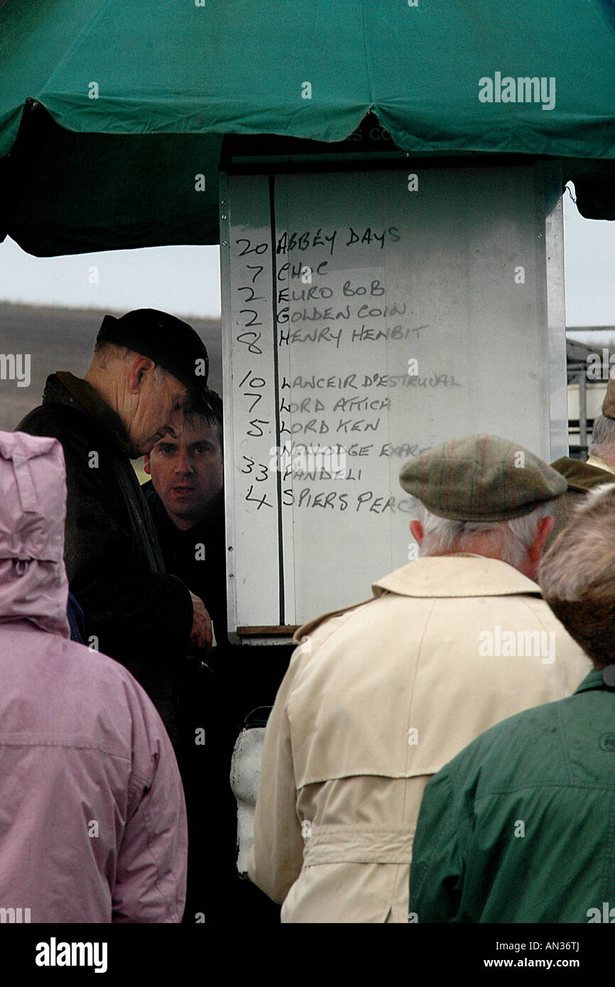 pic martin phelps 14 01 06 barbury castle point to point bookies Stock ...
